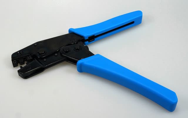 Crimp tång servokontakter - Servoexperten